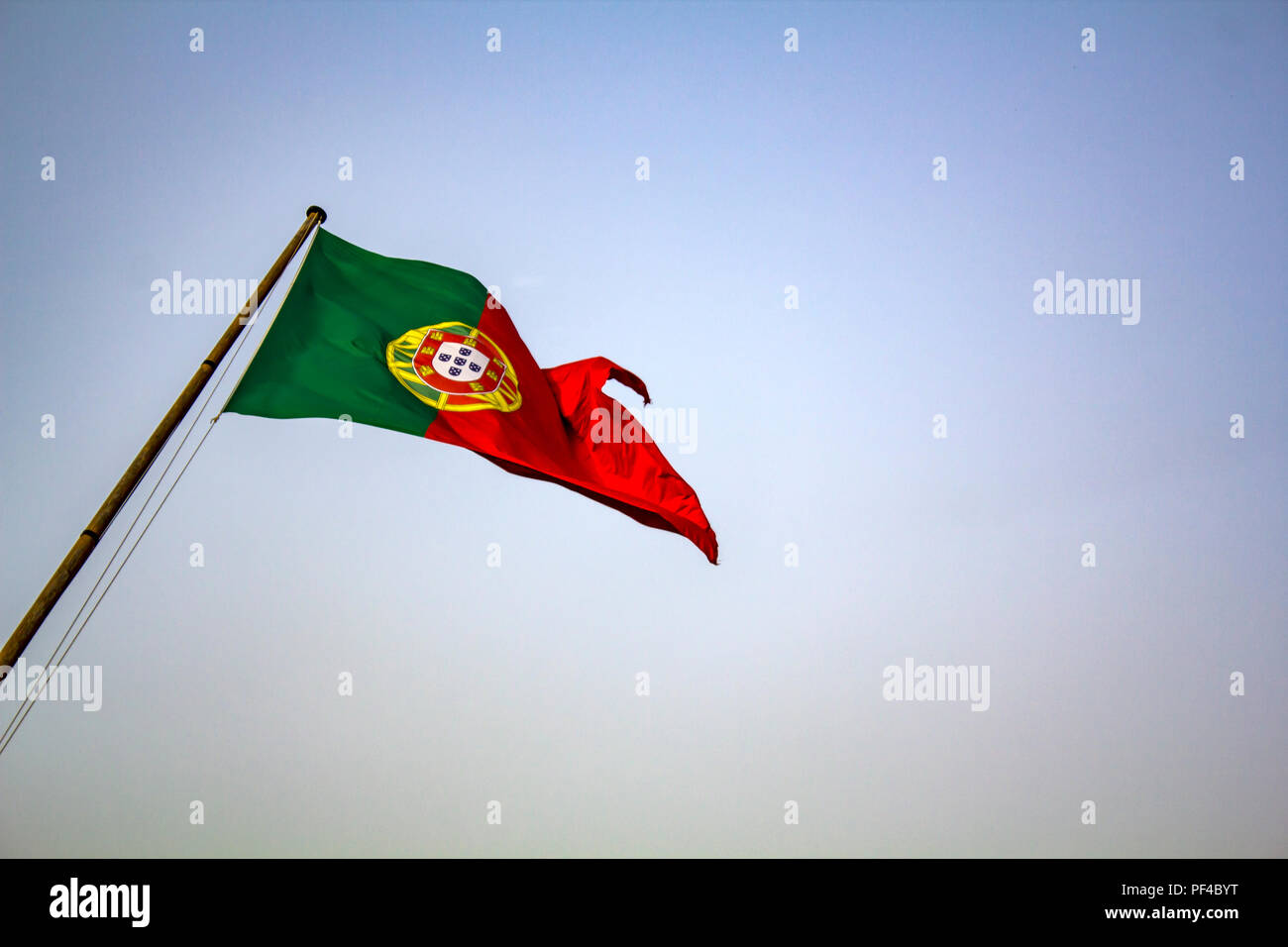 Portuguese shield hi-res stock photography and images - Alamy