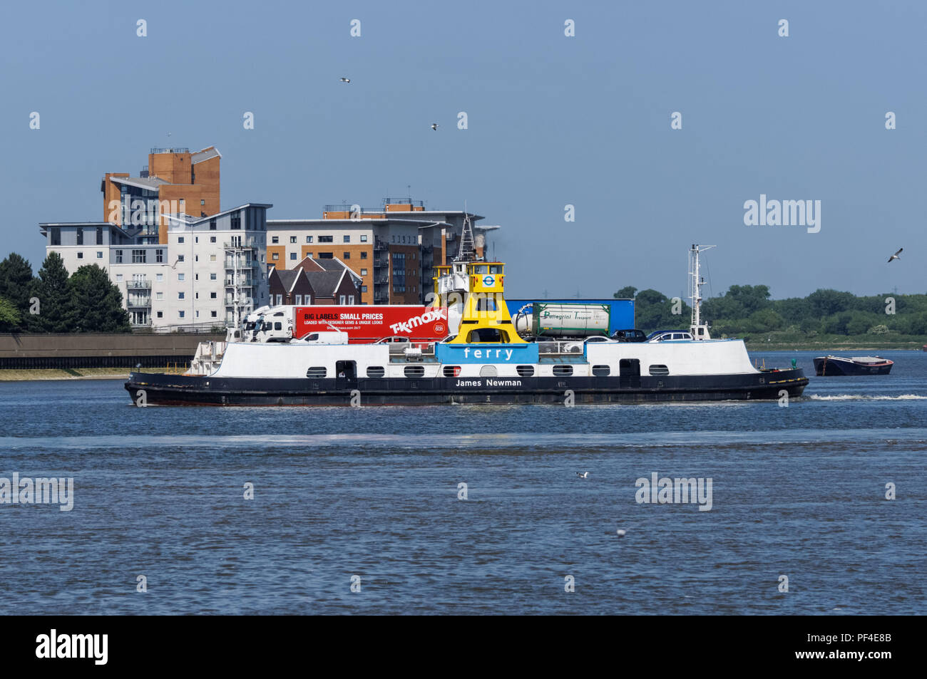 Woolwich ferry hi-res stock photography and images - Alamy