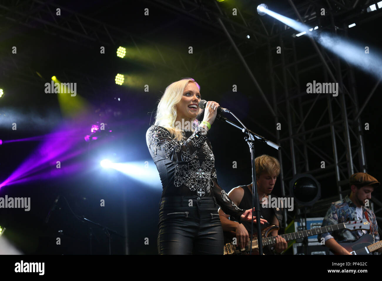 Barbara elliott hi-res stock photography and images - Alamy