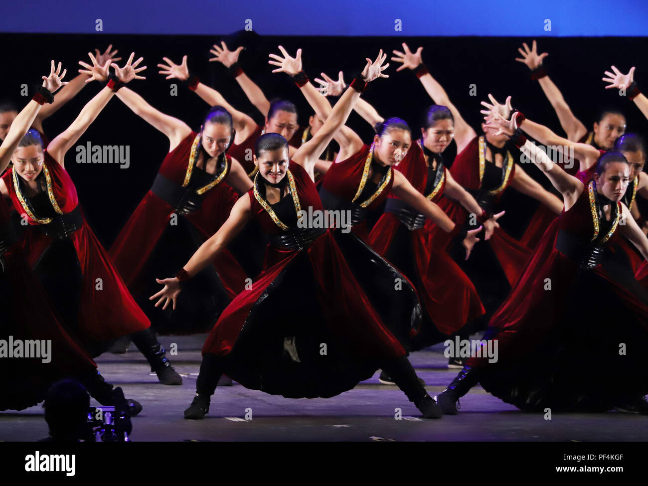 Yokohama, Japan. 17th Aug, 2018. Dance team members of the Osaka ...