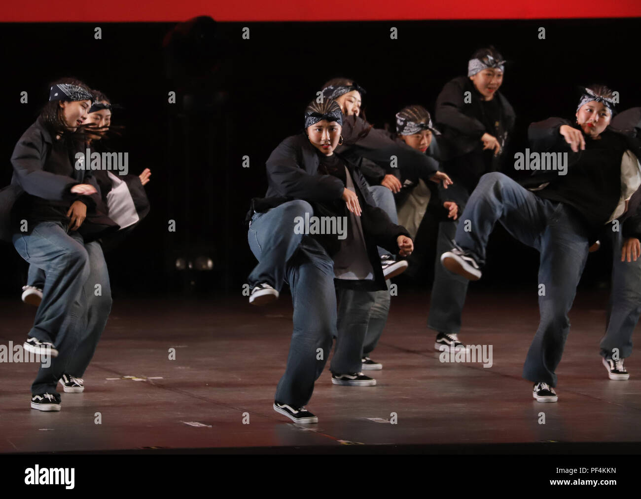 Japan high school dance hi-res stock photography and images - Alamy