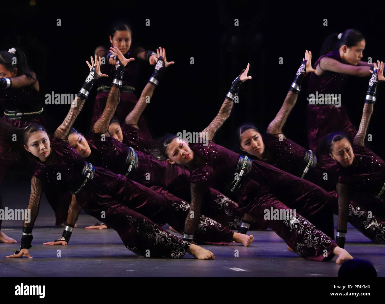 Japan high school dance hi-res stock photography and images - Alamy