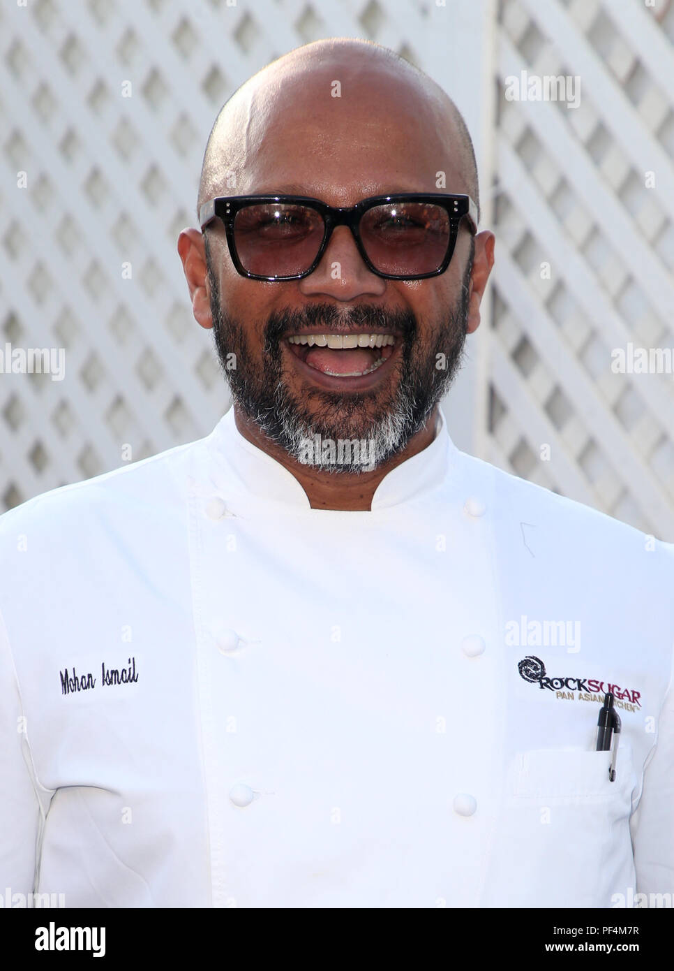 Angel chef hi-res stock photography and images - Alamy