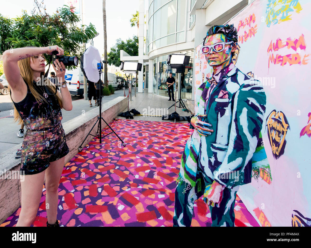 California, USA. 18 August 2018. Artist ALEXA MEADE photographs her ...