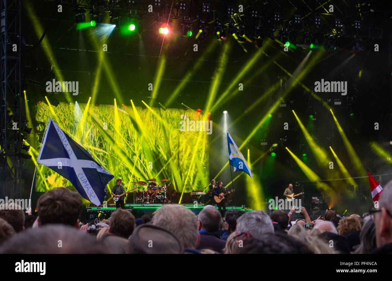 Runrig band hi-res stock photography and images - Alamy