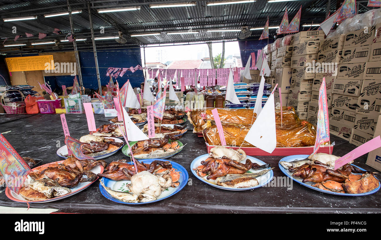 Kuala Lumpur, Malaysia. 19th August, 2018. Hungry Ghost Festival starts ...