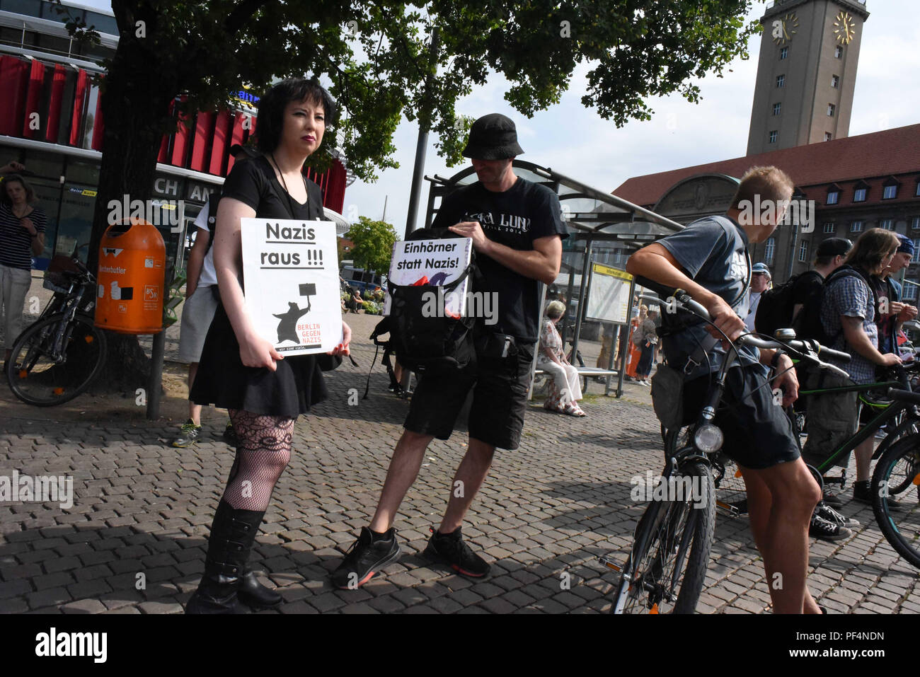 Berlin, Germany. 18th Aug, 2018. Counter-protests take place in Berlin ...