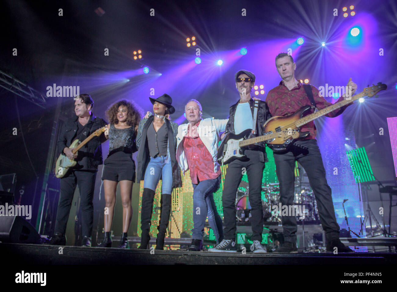 Coventry, UK. 18th October, 2018. Simple Minds at Grandslam18 ...