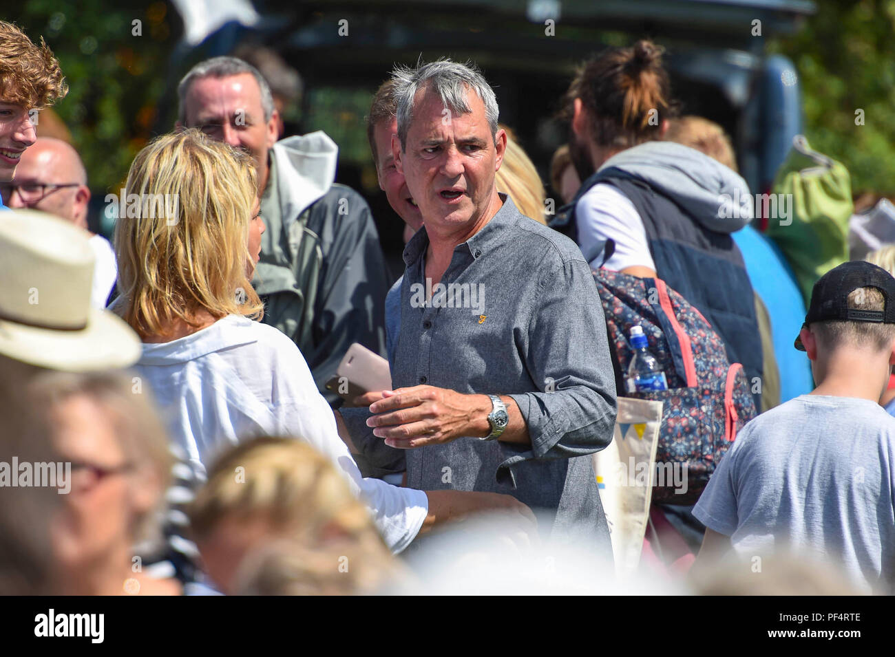 Martin clunes and neil morrissey hi-res stock photography and images ...