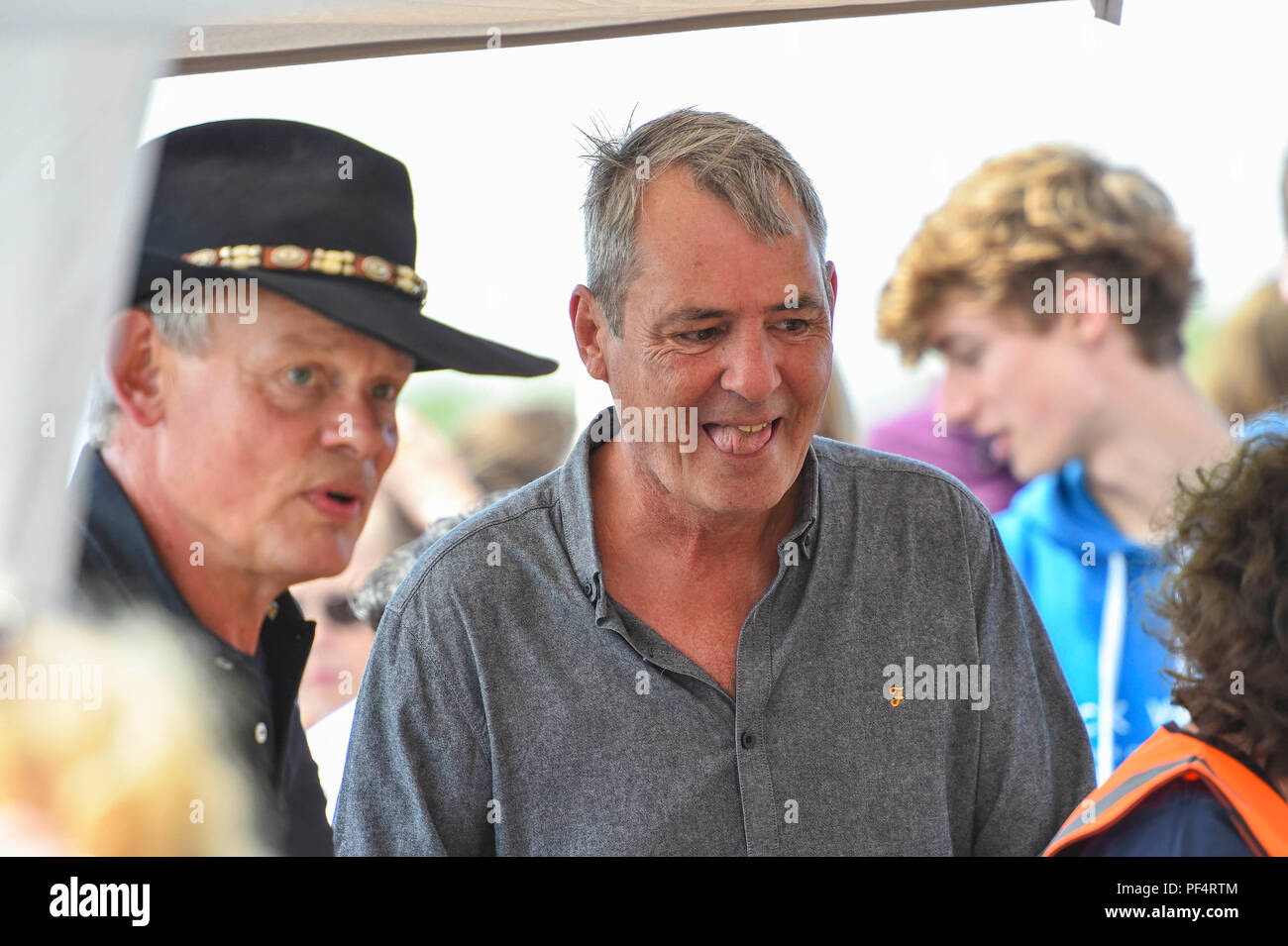 Beaminster, Dorset, UK. 19th August 2018. UK Weather. Actor Neil ...