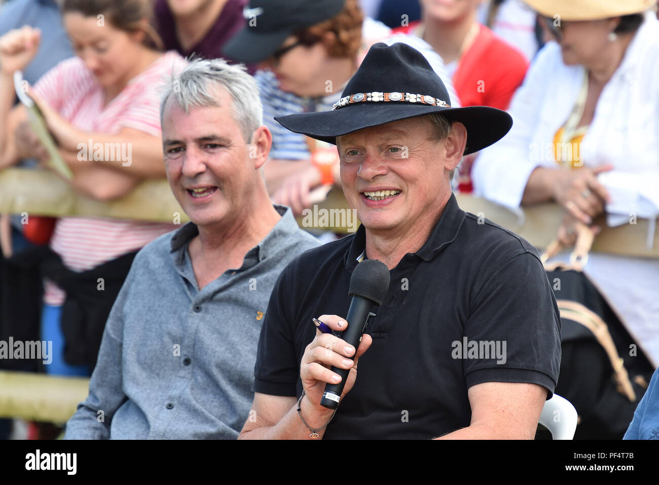 Celebrity celebrities hi-res stock photography and images - Alamy