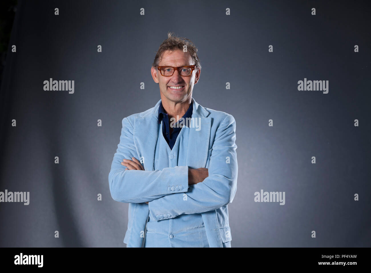 Tony adams arsenal hi-res stock photography and images - Alamy
