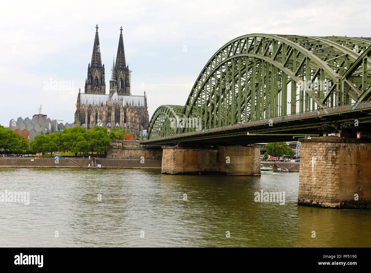 Panoramic view of Cologne Cathedral and Hohenzollern Bridge, Germany ...