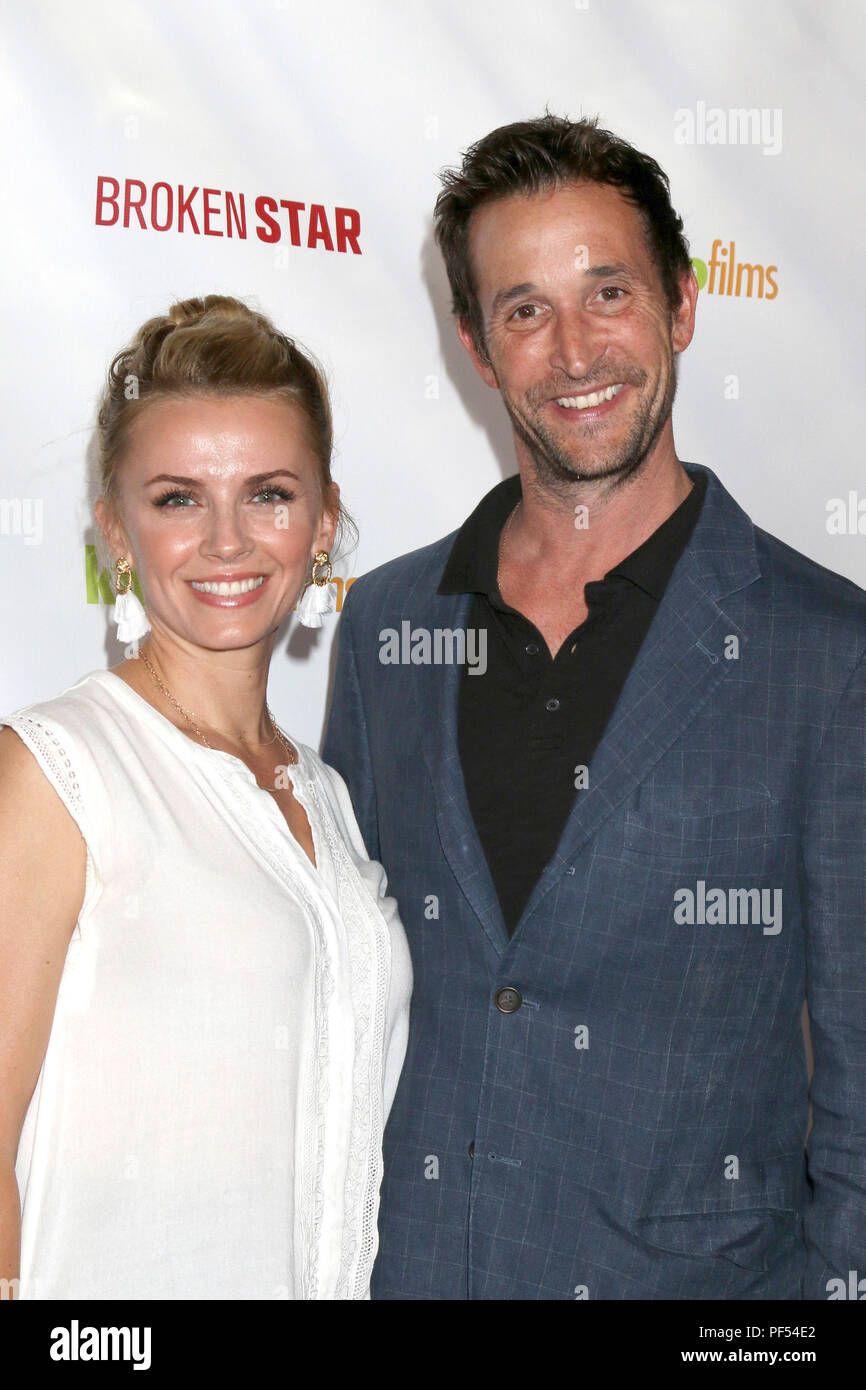 Sara wyle noah wyle hi-res stock photography and images - Alamy