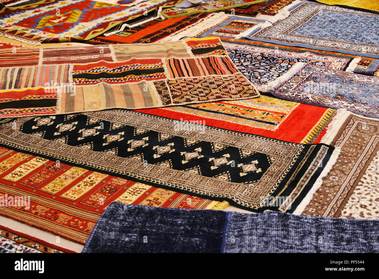 Handwoven carpets hi-res stock photography and images - Alamy