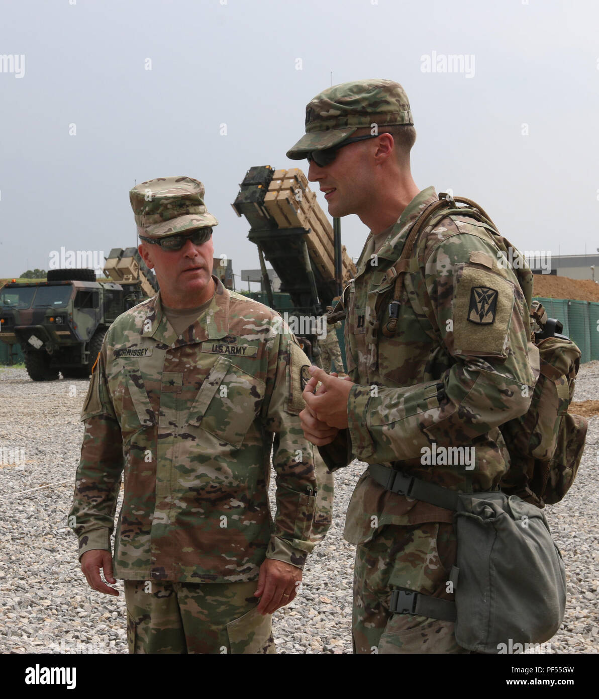 6 52 air defense artillery hi-res stock photography and images - Alamy