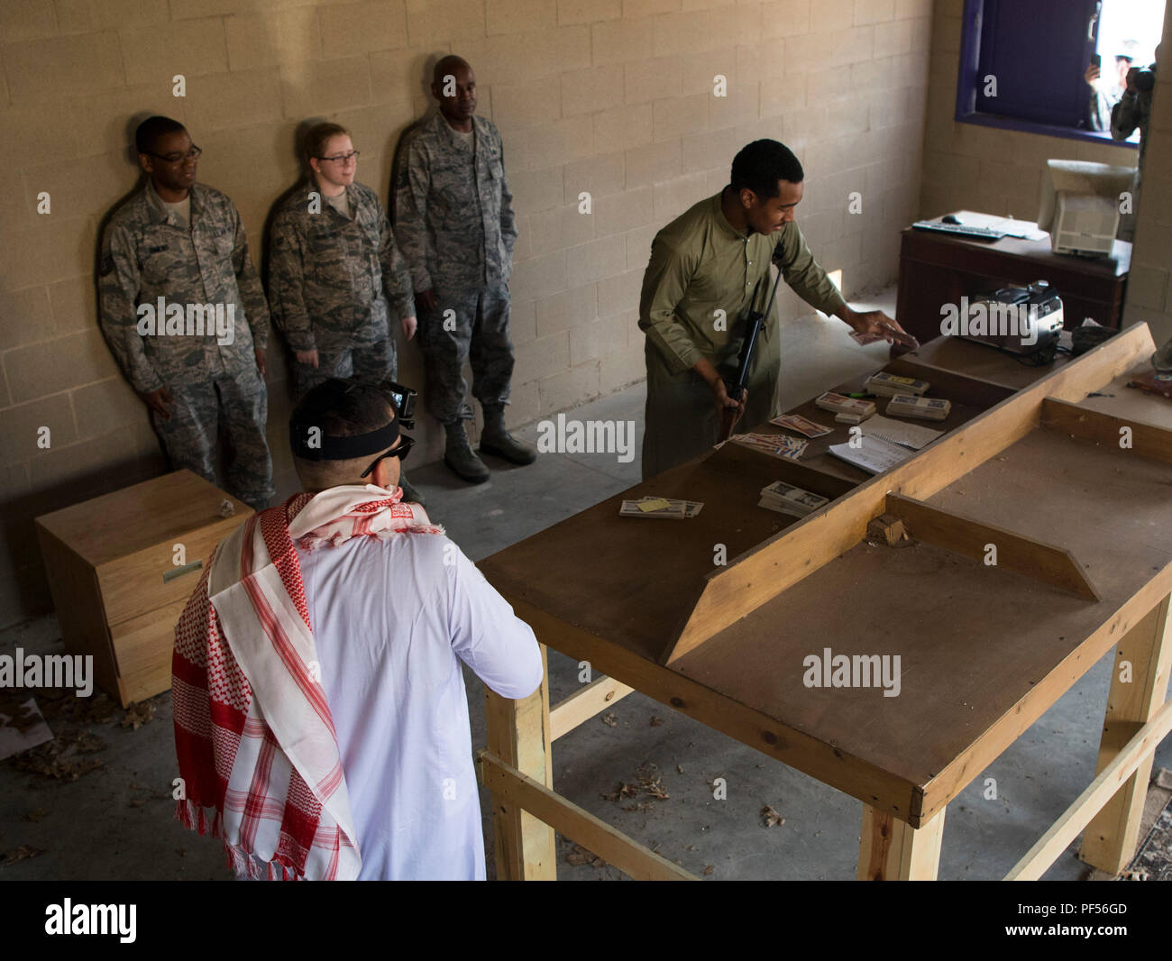 Bank robbery camera hi-res stock photography and images - Alamy
