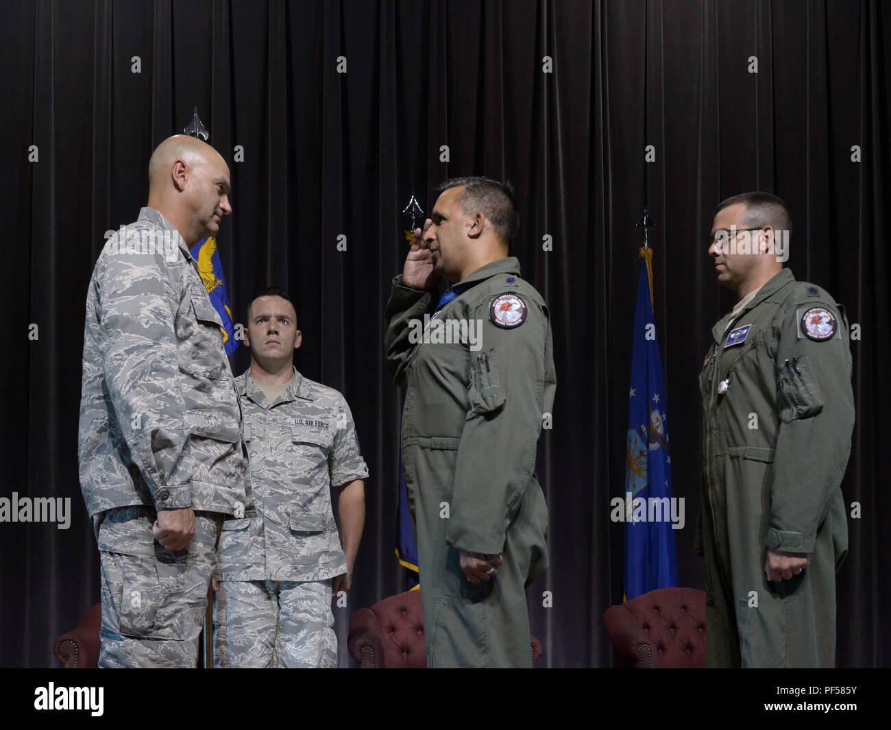 107th attack wing operations group hi-res stock photography and images ...