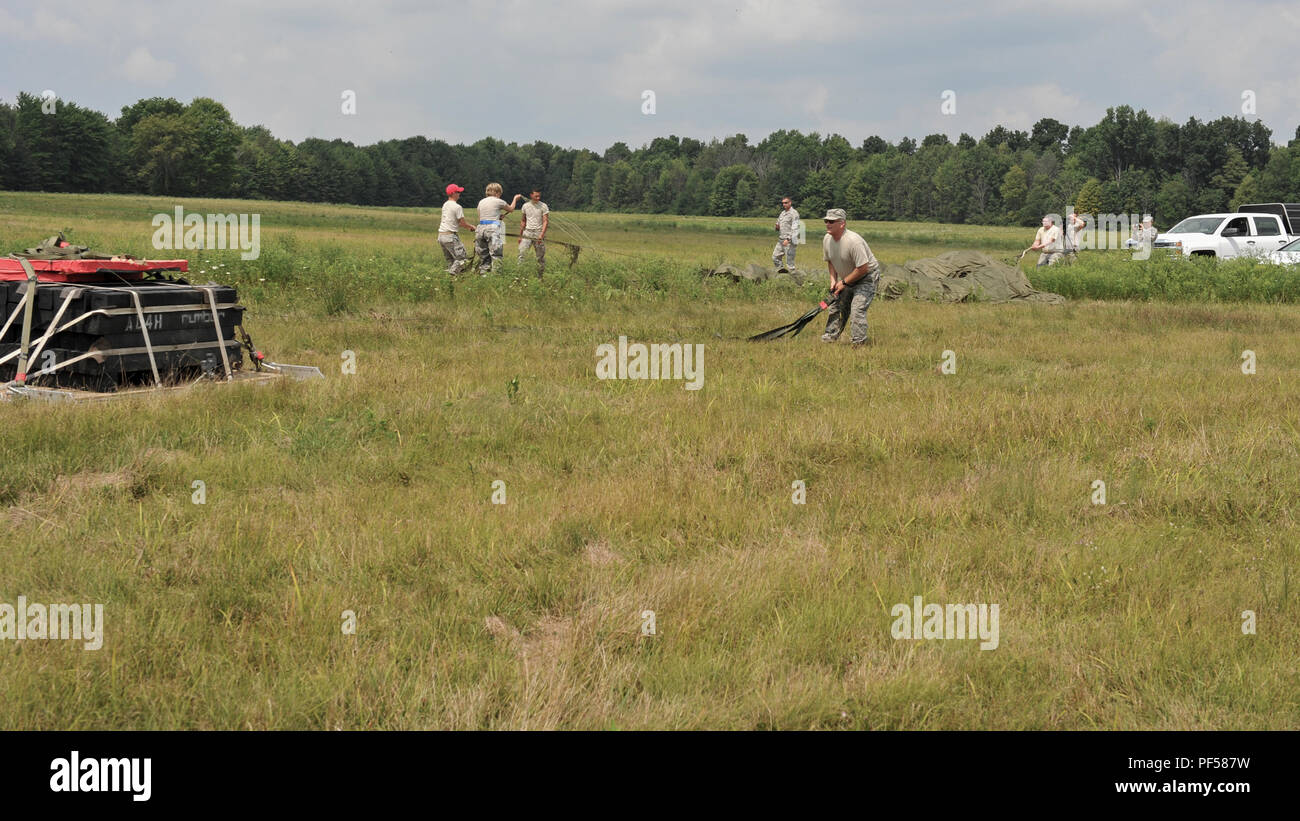76th Aerial Port Squadron Reserve Citizen Airmen recover Actual Heavy ...
