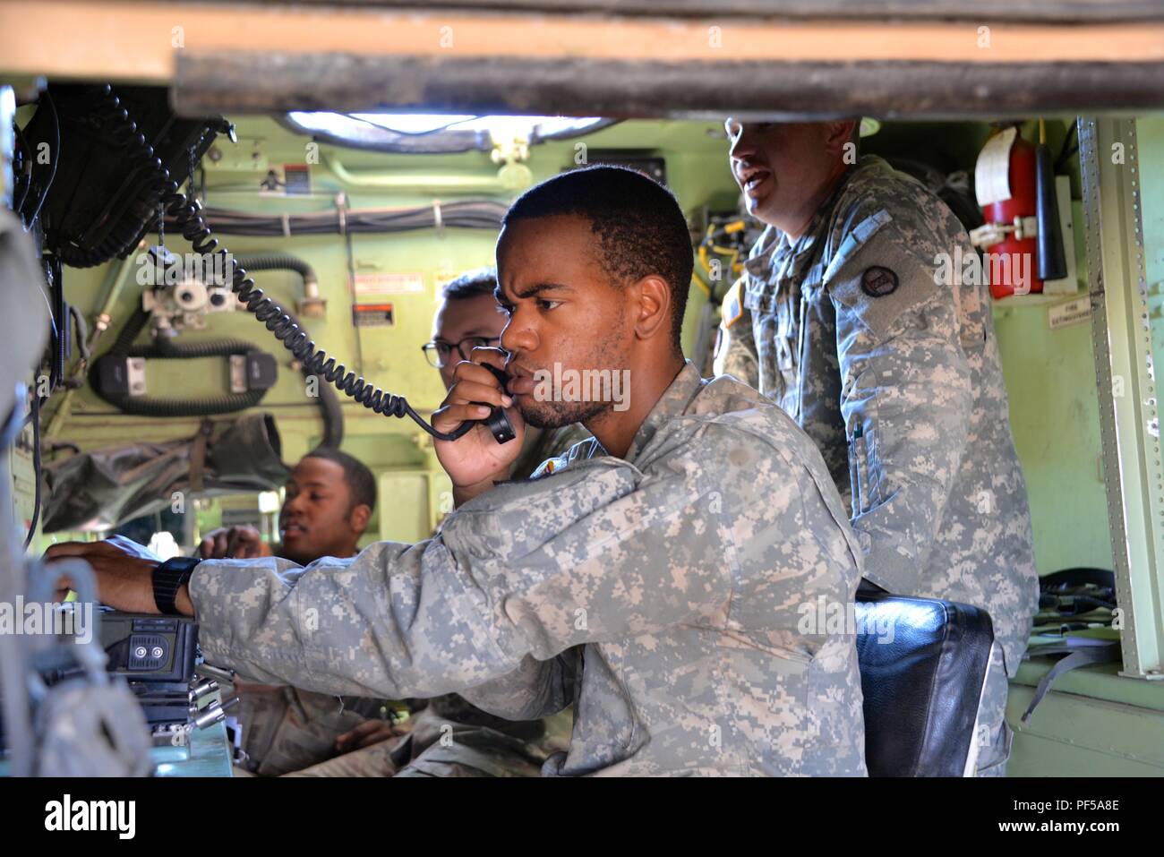 Soldiers with Bravo Battery 1-113th Field Artillery Regiment,30th ...
