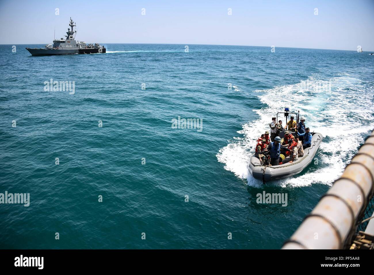 180814-N-RM440-1445 ARABIAN GULF (Aug. 14, 2018) Iraqi navy, Kuwaiti ...