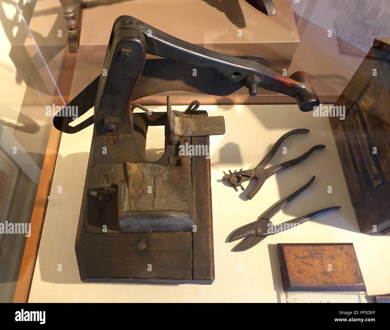 Asparagus cutter hi-res stock photography and images - Alamy