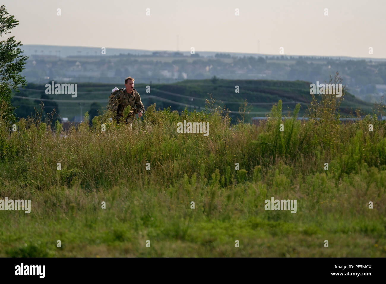 A Soldier executes the squad ruck relay event of Ivy Week 2018 at Fort ...