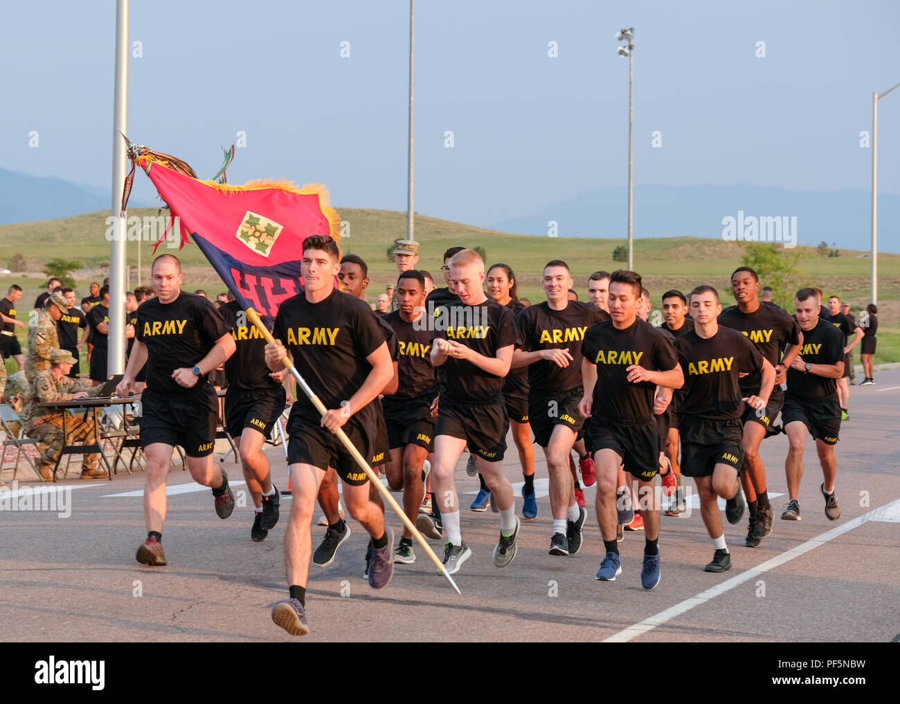 Soldiers from Headquarters and Headquarters Battalion, 4th Infantry ...