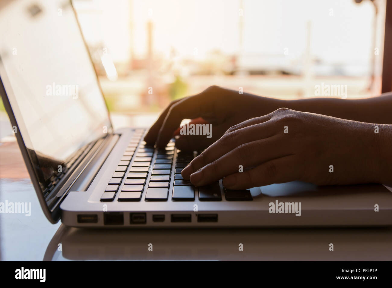 Working expenses hi-res stock photography and images - Alamy