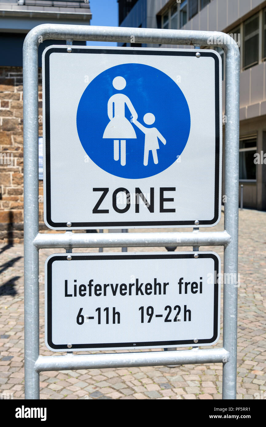 Pedestrian area sign hi-res stock photography and images - Alamy