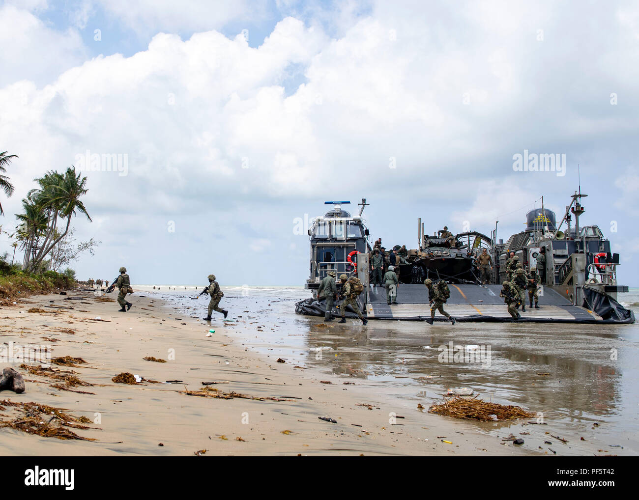 Royal malaysian navy air force hi-res stock photography and images - Alamy