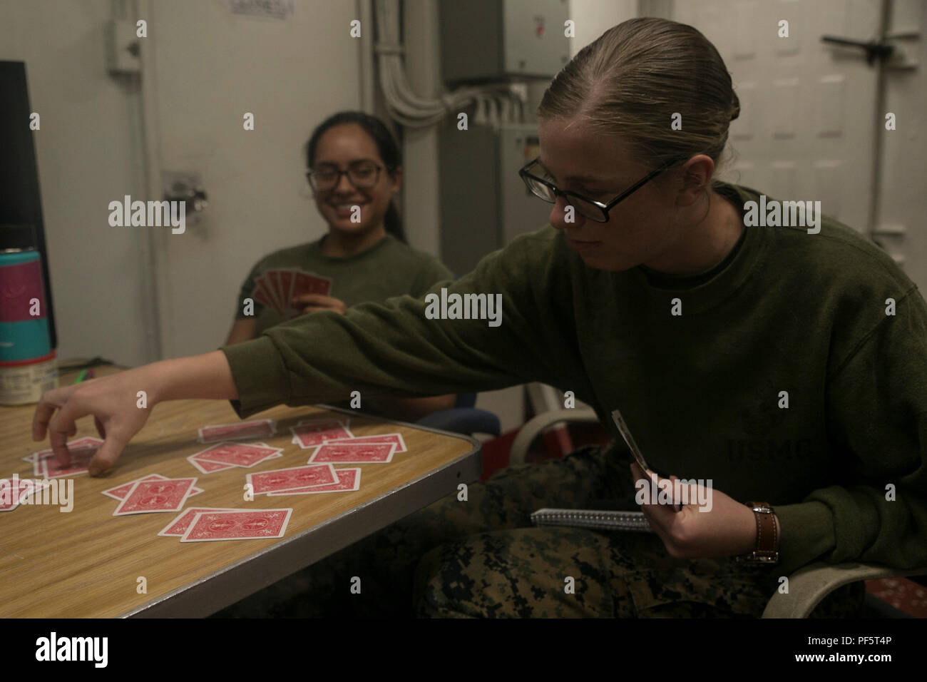 Enlisted berthing hi-res stock photography and images - Alamy