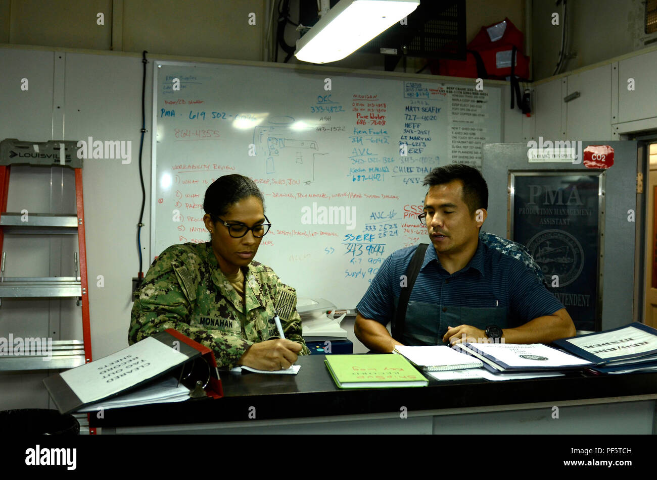 Guam shipyard hi-res stock photography and images - Alamy