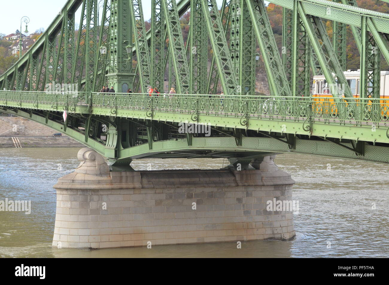 Gerber truss bridge hi-res stock photography and images - Alamy