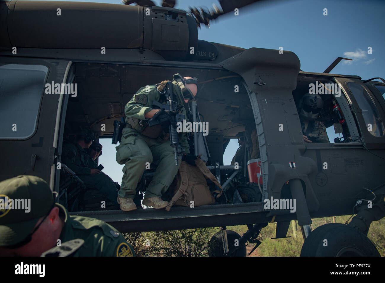 Blackhawk helicopter border patrol hi-res stock photography and images ...