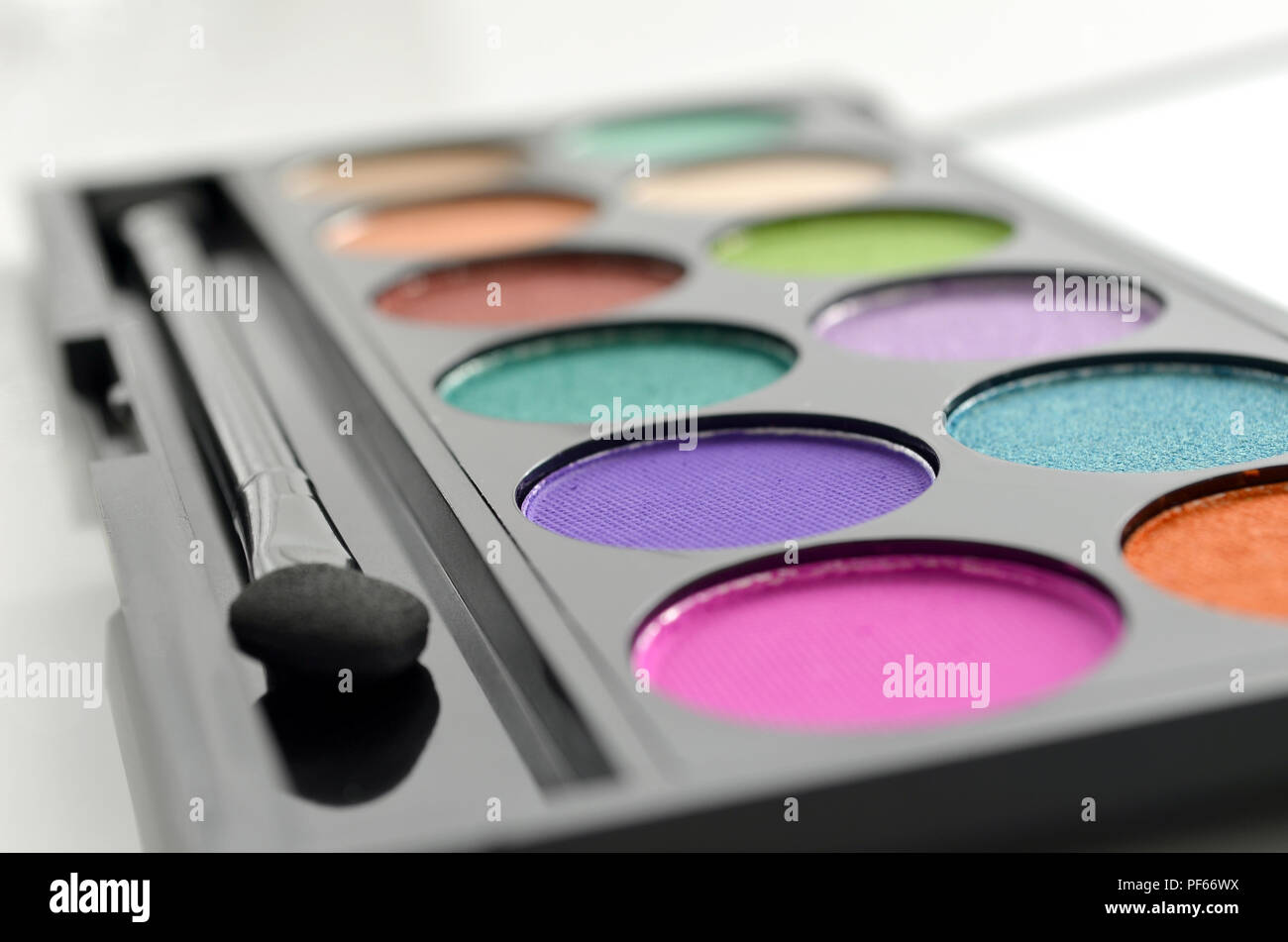 Closeup of eyeshadow makeup palette Stock Photo - Alamy