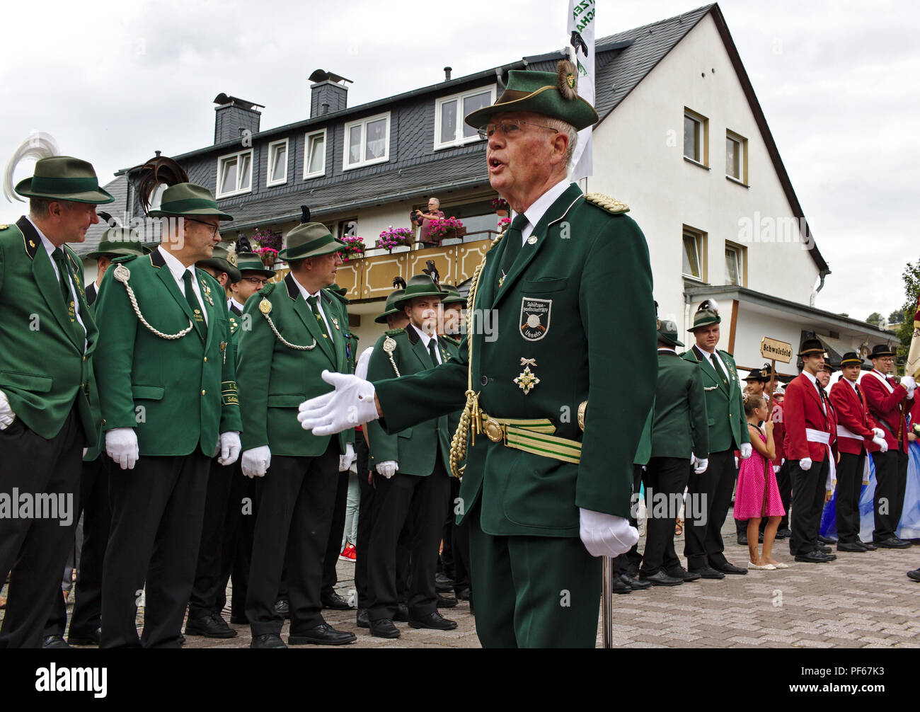 Green Uniforms High Resolution Stock Photography and Images - Alamy