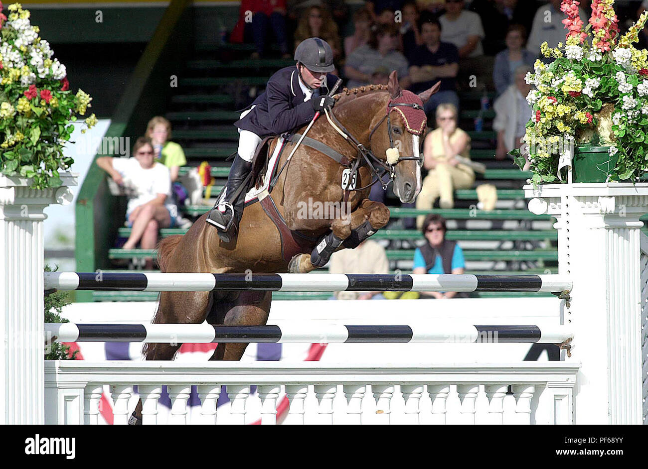 Harry pearce hi-res stock photography and images - Alamy