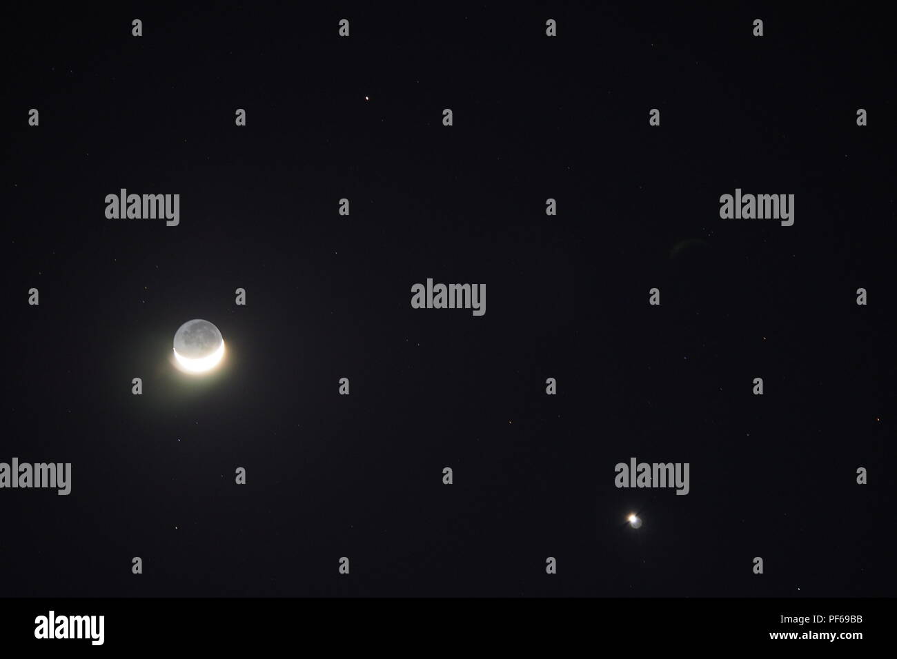 The Moon, Venus and Mars captured in late twilight in Everglades ...