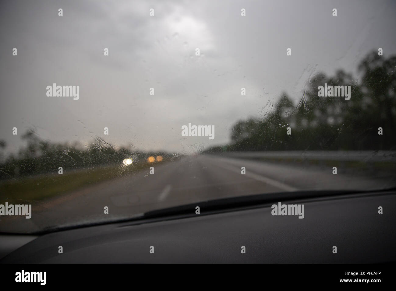 Driving rain tropical hi-res stock photography and images - Alamy