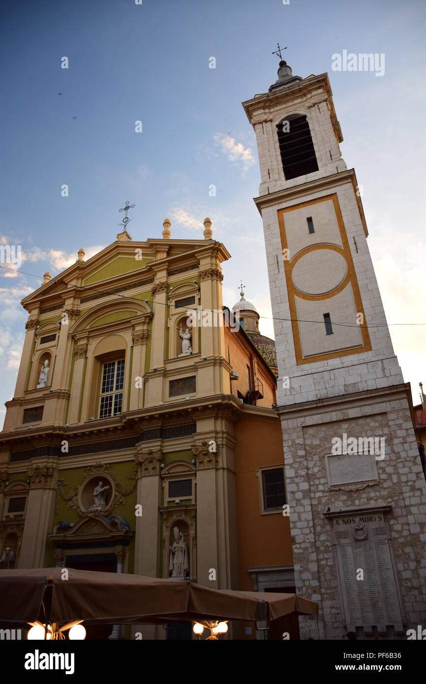 Lively place hi-res stock photography and images - Alamy