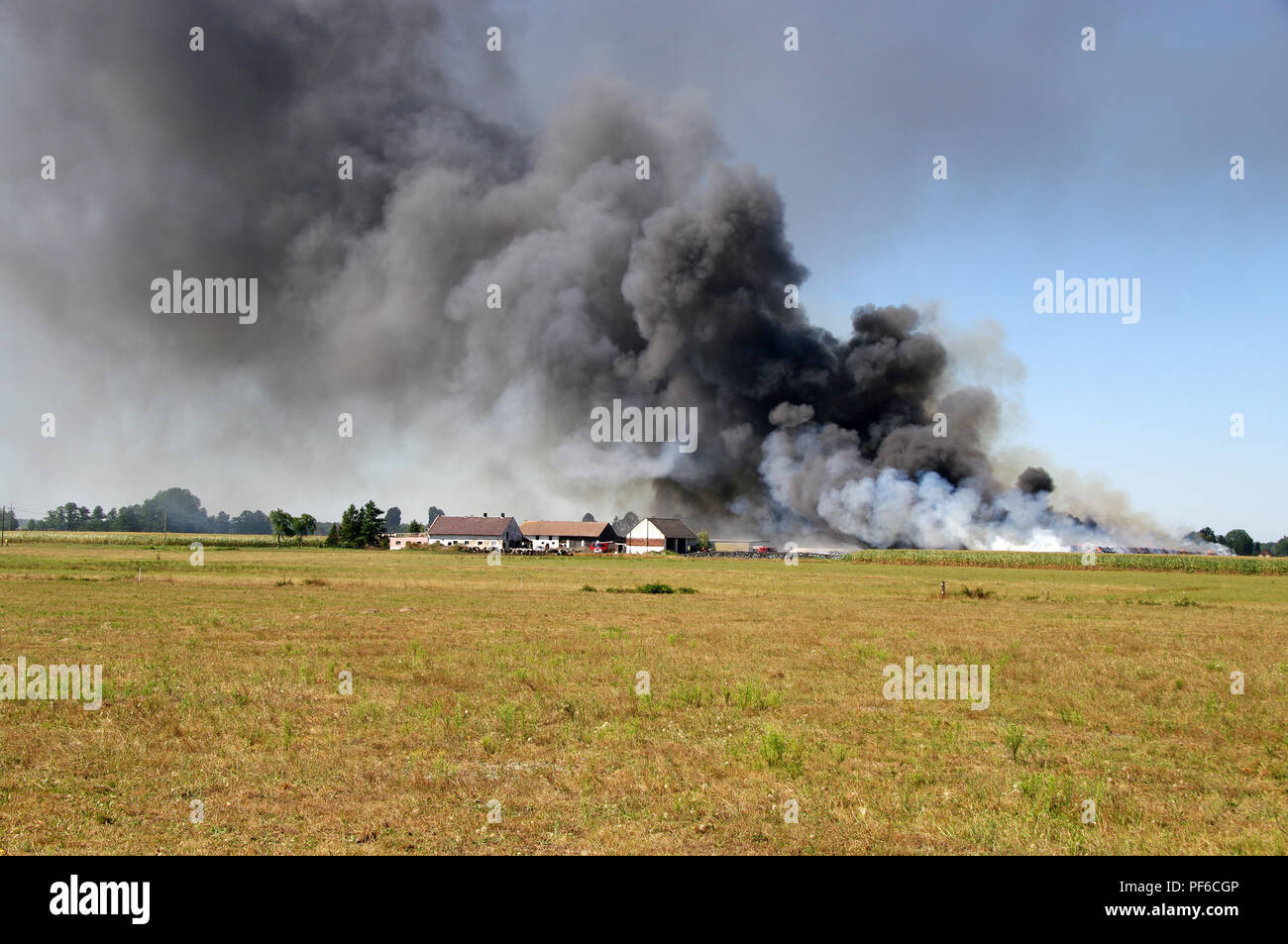 Farm wildfire hi-res stock photography and images - Alamy