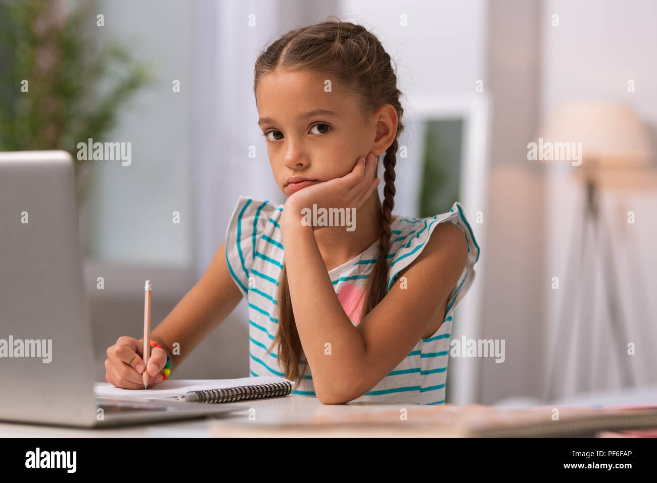 African american sad child girl hi-res stock photography and images - Alamy