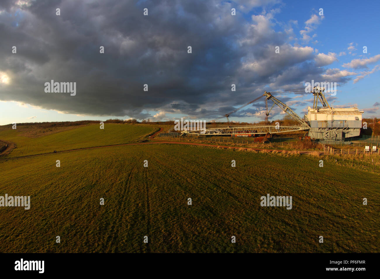 Ruston bucyrus walking dragline hi-res stock photography and images - Alamy