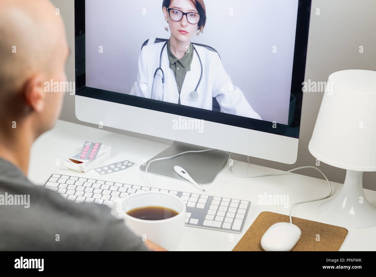 Clinician patient hi-res stock photography and images - Alamy