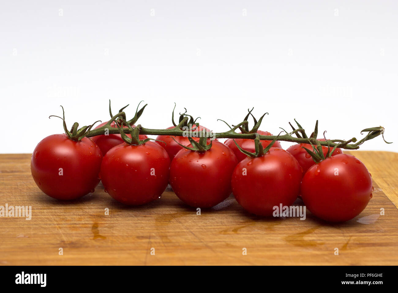 Sherry tomato plant hi-res stock photography and images - Alamy