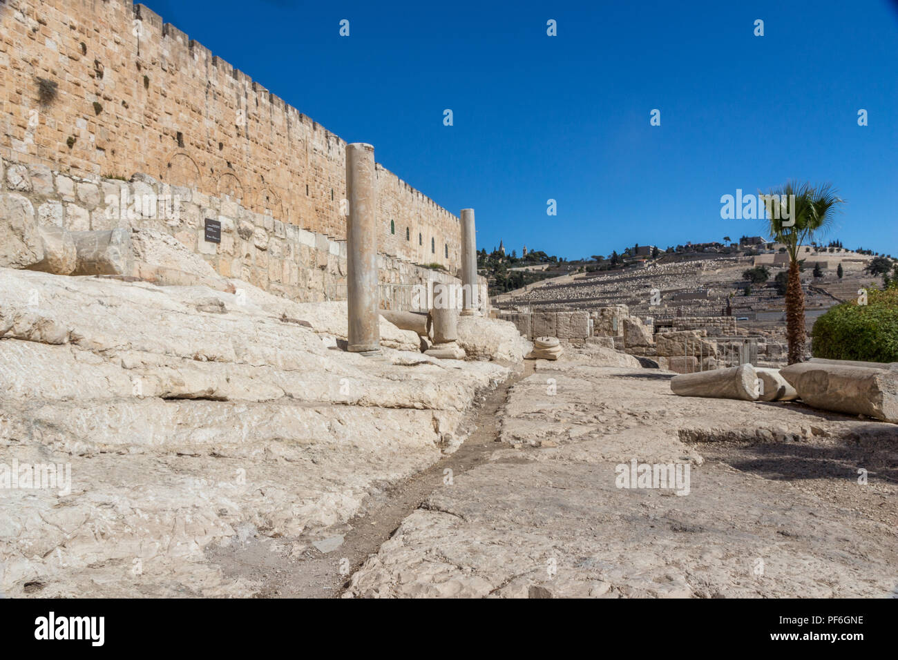 Ancient jerusalem archaeology hi-res stock photography and images - Alamy