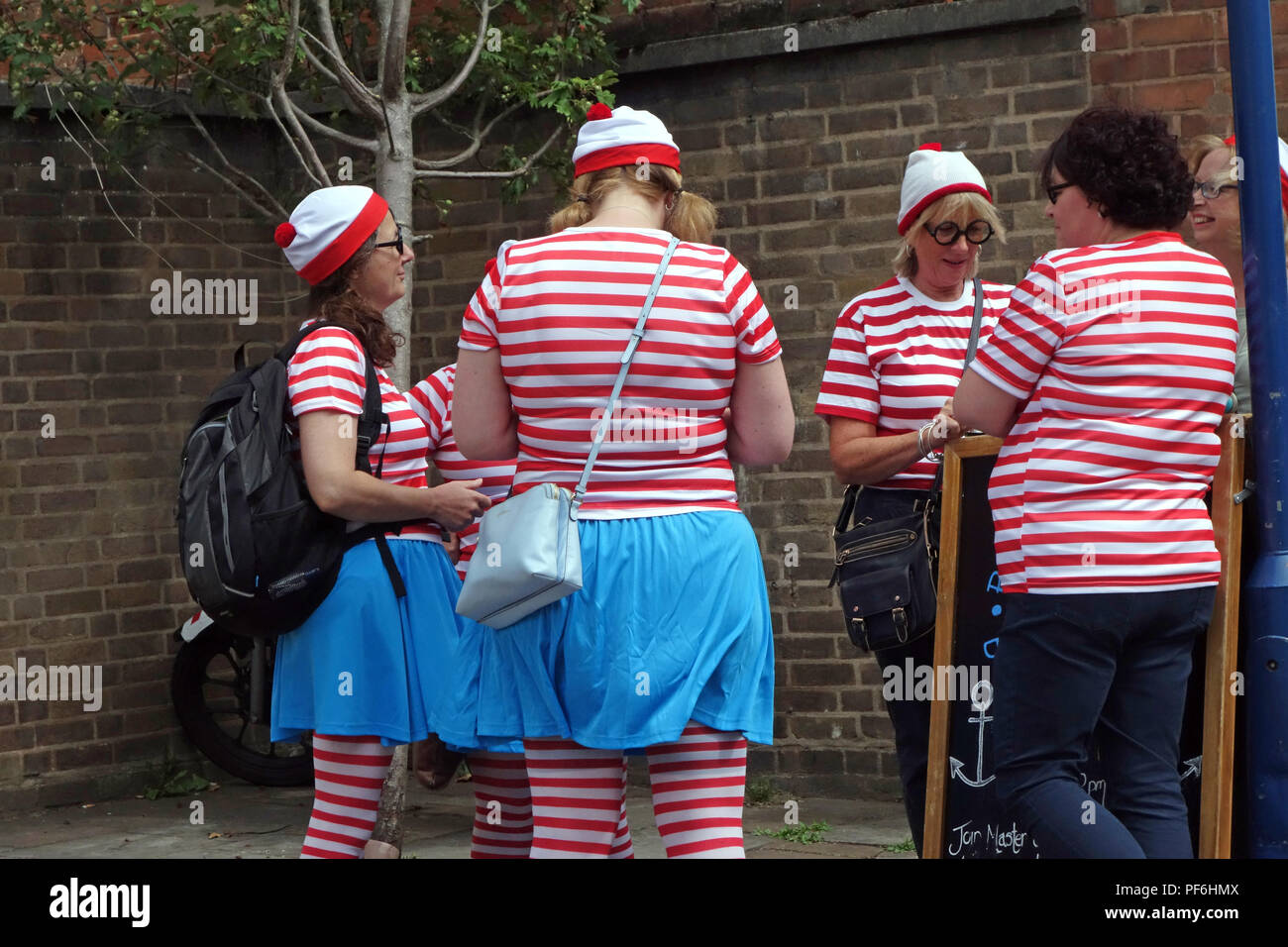 Funny detectives group hi-res stock photography and images - Alamy