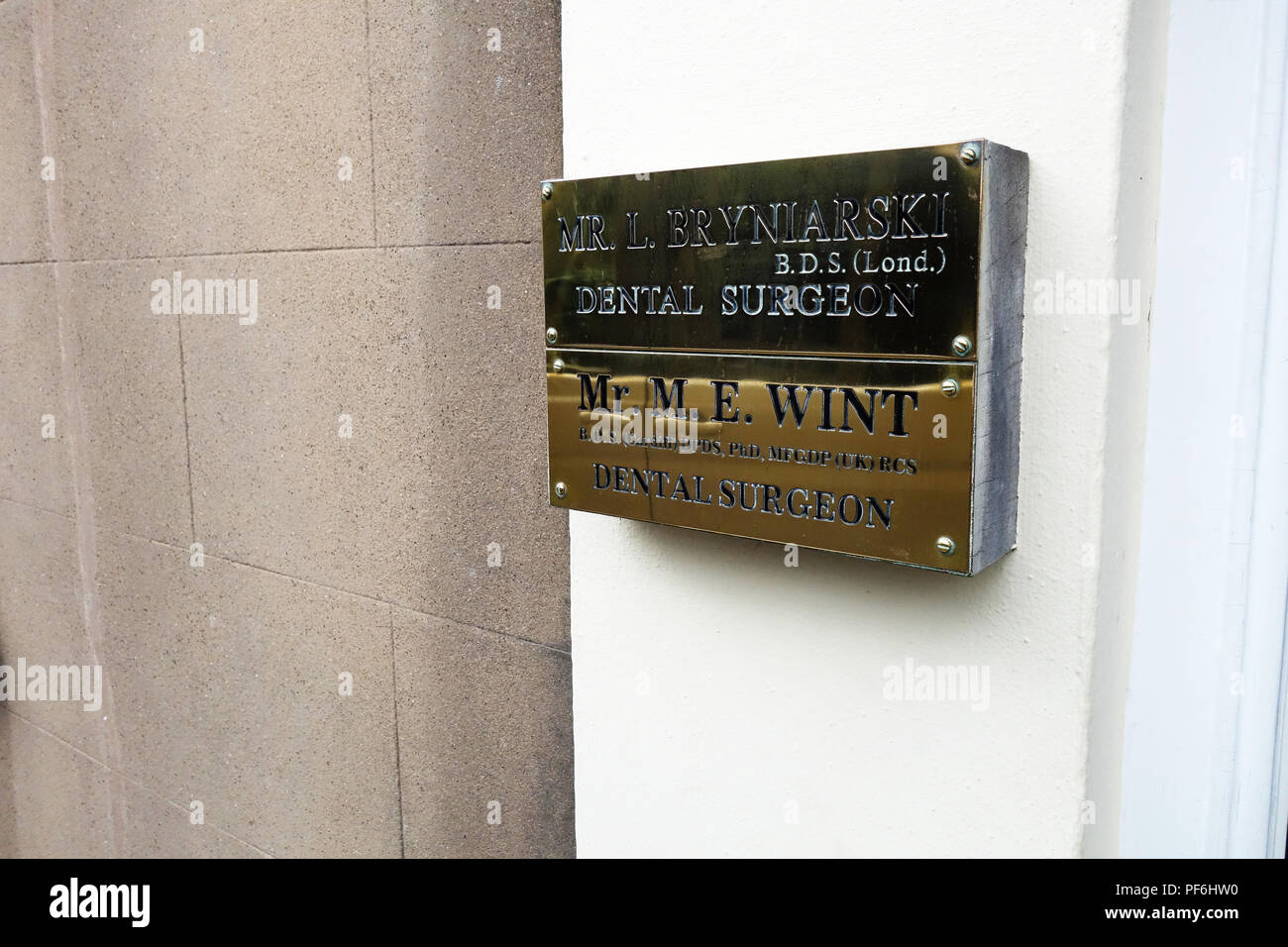 Dental clinic building exterior hi-res stock photography and images - Alamy