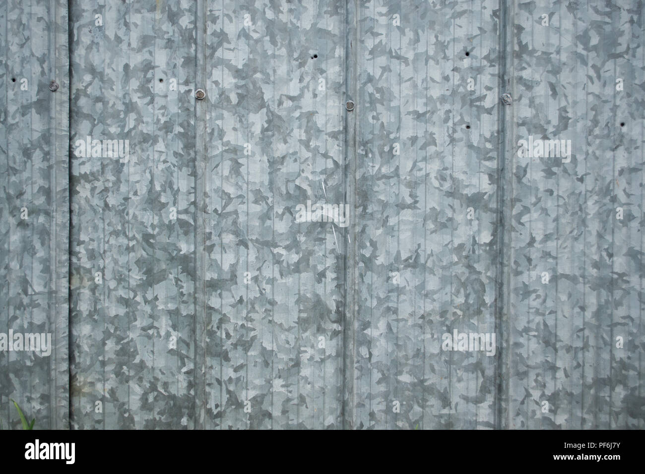 Old Galvanized Sheet Metal How To Rust Galvanized Metal How To Age